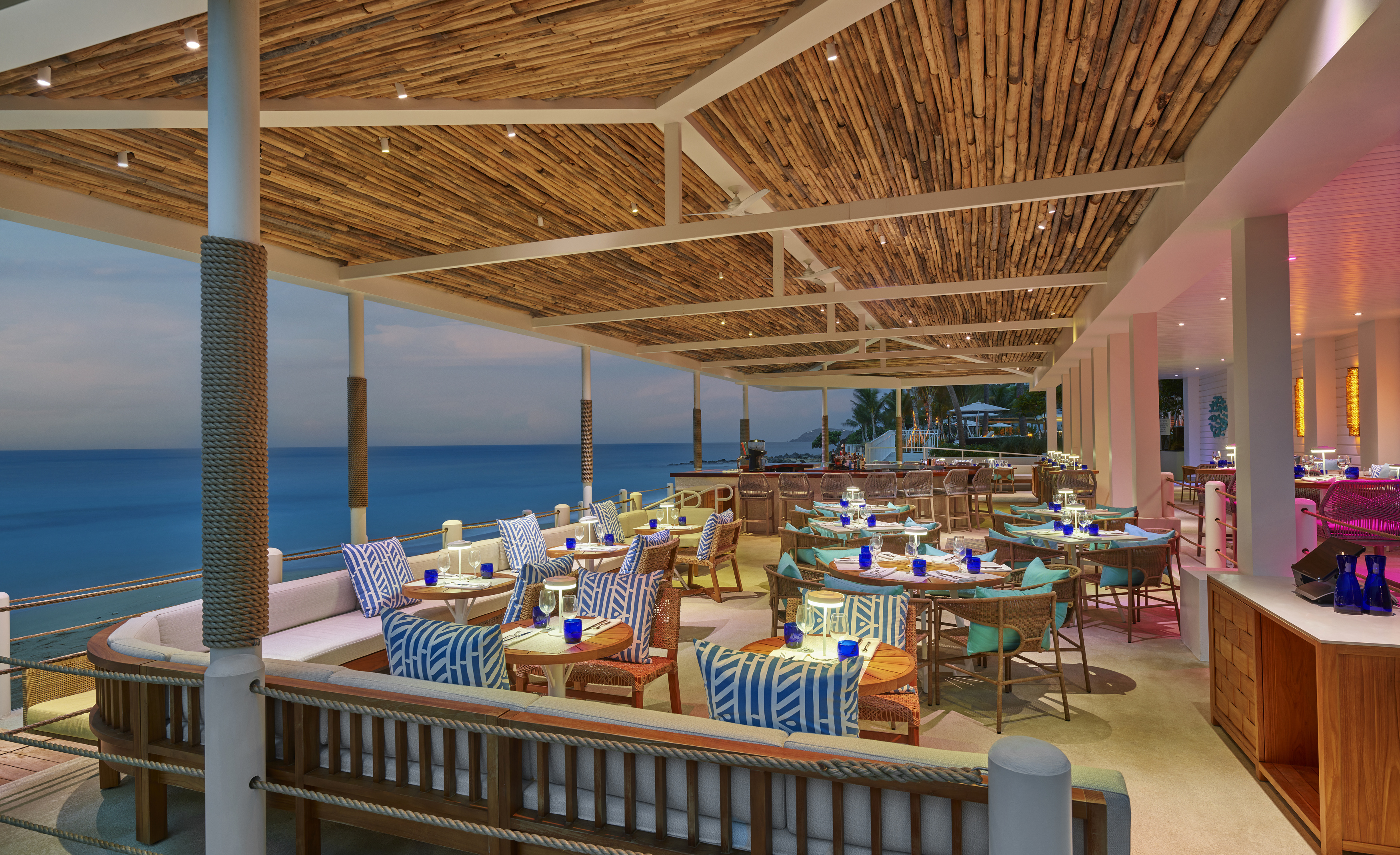 St Thomas Restaurants & Bars at the Frenchman's Reef